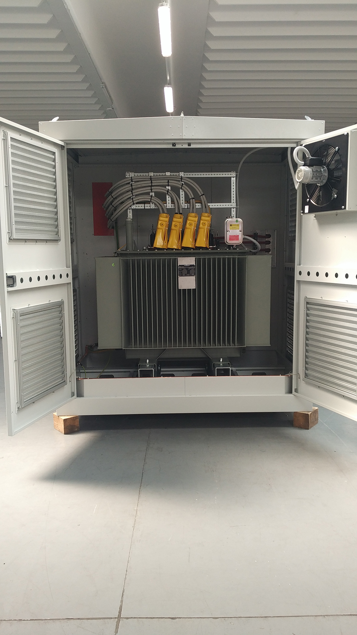 Compact Substation STC-Kiosk 36kV - CR Technology Systems