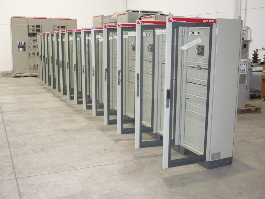 N. 22 medium voltage shelters - CR Technology Systems
