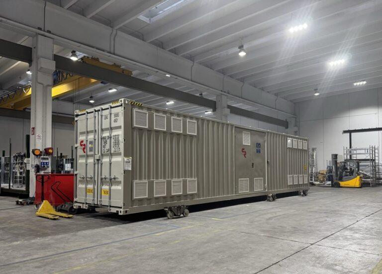 Conteneur ISO 2x2,5 MVA 34,5 kV pour application industrielle - CR ...